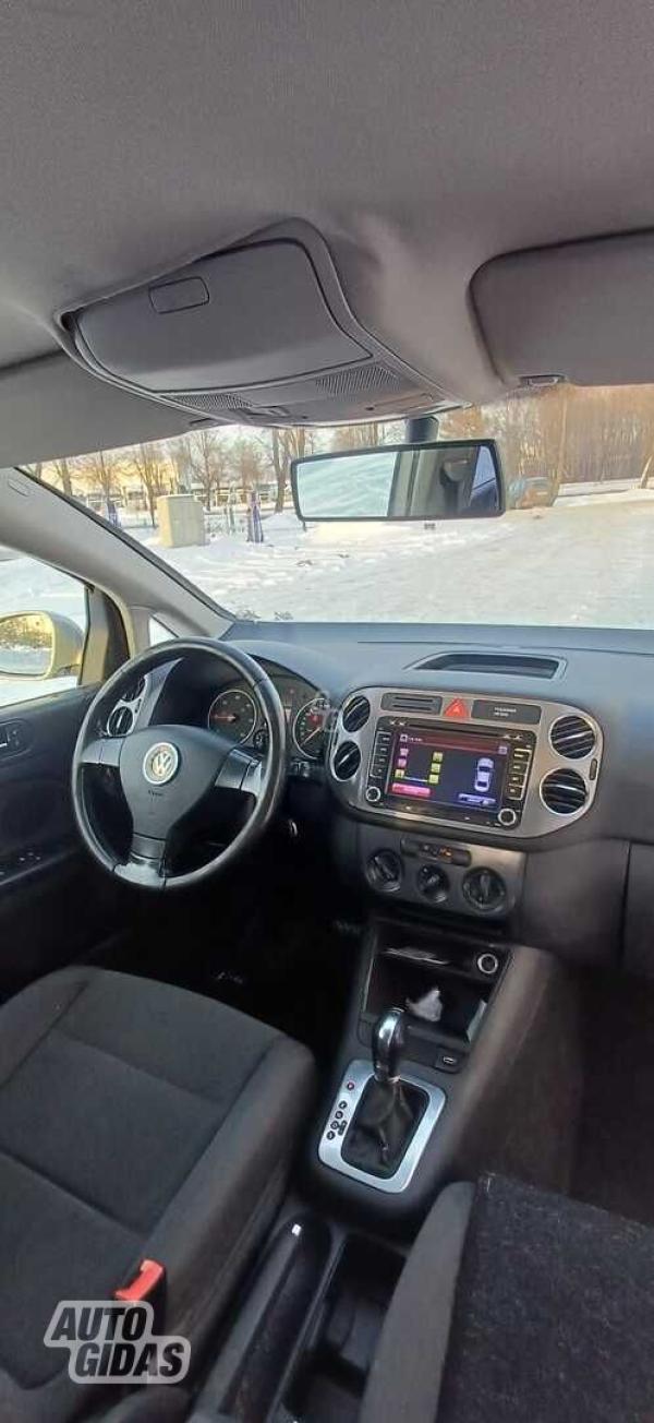 Pelēks Volkswagen Golf Plus 2005 Kauņa, ar dzinēja tilpumu 2.00 L un nobraukumu 11 tūkst. km par 1450 €, foto 8 vietnē AUTOMOTO.COM.LV