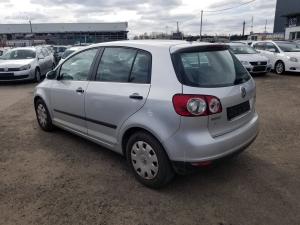 Grey Volkswagen Golf Plus 2005 in Kaunas, with an engine capacity of 1.90 L and mileage of 390 thousand km for 1390 €, photo 7 on AUTOMOTO.COM.LV