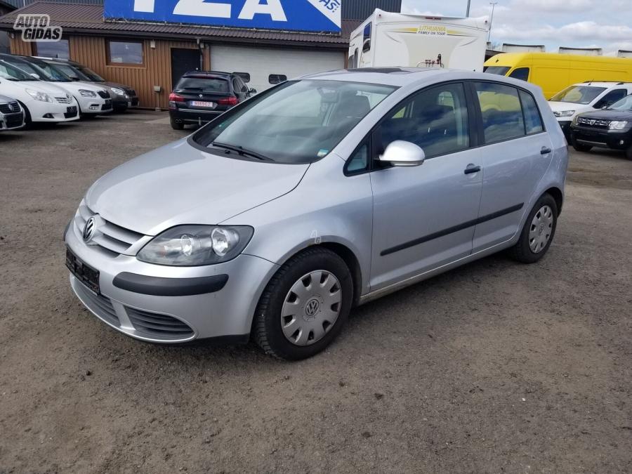 Pelēks Volkswagen Golf Plus 2005 Kauņa, ar dzinēja tilpumu 1.90 L un nobraukumu 390 tūkst. km par 1250 €, foto 3 vietnē AUTOMOTO.COM.LV