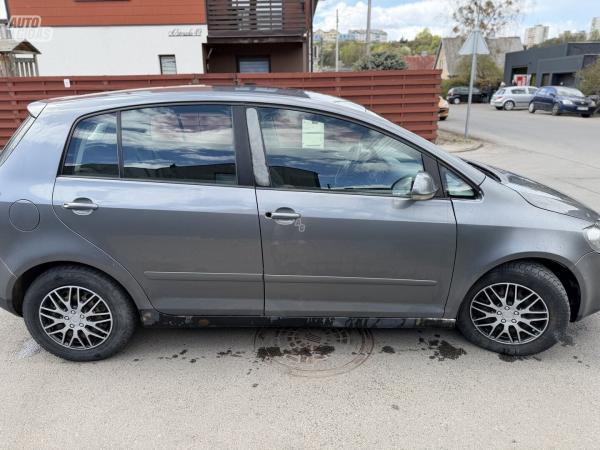 Grey Volkswagen Golf Plus 2005 in Kaunas, with an engine capacity of 1.90 L and mileage of 399 thousand km for 1420 €, photo 4 on AUTOMOTO.COM.LV