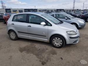 Pelēks Volkswagen Golf Plus 2005 Kauņa, ar dzinēja tilpumu 1.90 L un nobraukumu 390 tūkst. km par 999 €, foto 5 vietnē AUTOMOTO.COM.LV