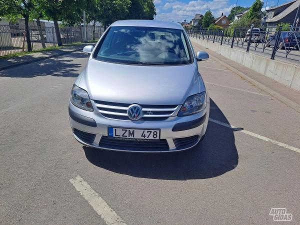 Grey Volkswagen Golf Plus 2005 in Telschi, with an engine capacity of 1.90 L and mileage of 282 thousand km for 1500 €, photo 1 on AUTOMOTO.COM.LV