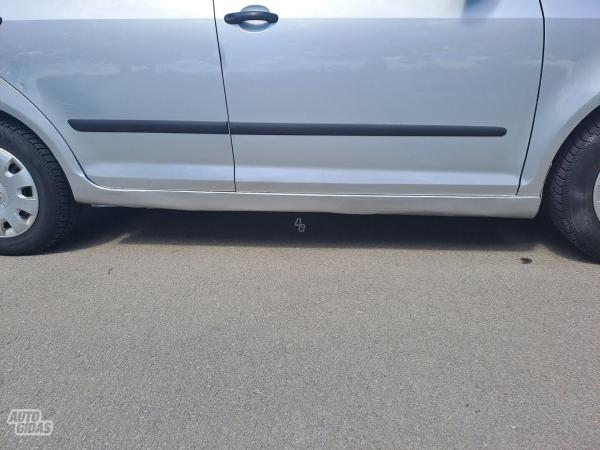 Grey Volkswagen Golf Plus 2005 in Telschi, with an engine capacity of 1.90 L and mileage of 282 thousand km for 1500 €, photo 8 on AUTOMOTO.COM.LV