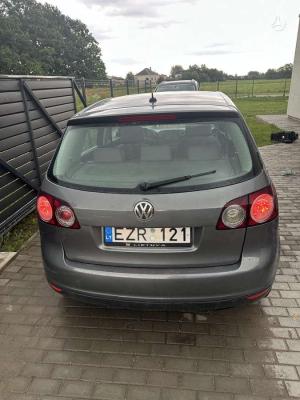 Grey Volkswagen Golf Plus 2005 in Kaunas, with an engine capacity of 1.90 L and mileage of 264 thousand km for 1800 €, photo 7 on AUTOMOTO.COM.LV