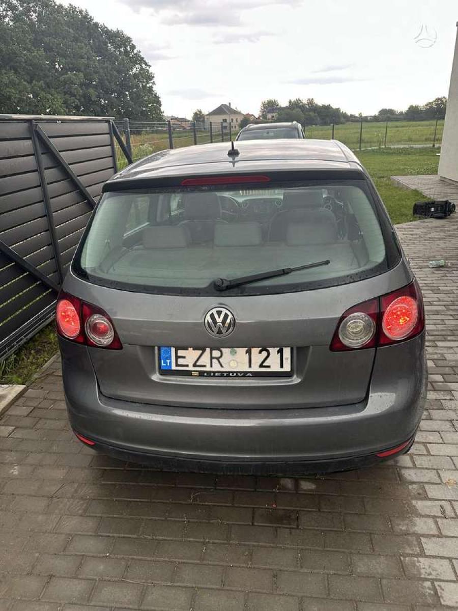 Grey Volkswagen Golf Plus 2005 in Kaunas, with an engine capacity of 1.90 L and mileage of 264 thousand km for 1800 €, photo 7 on AUTOMOTO.COM.LV