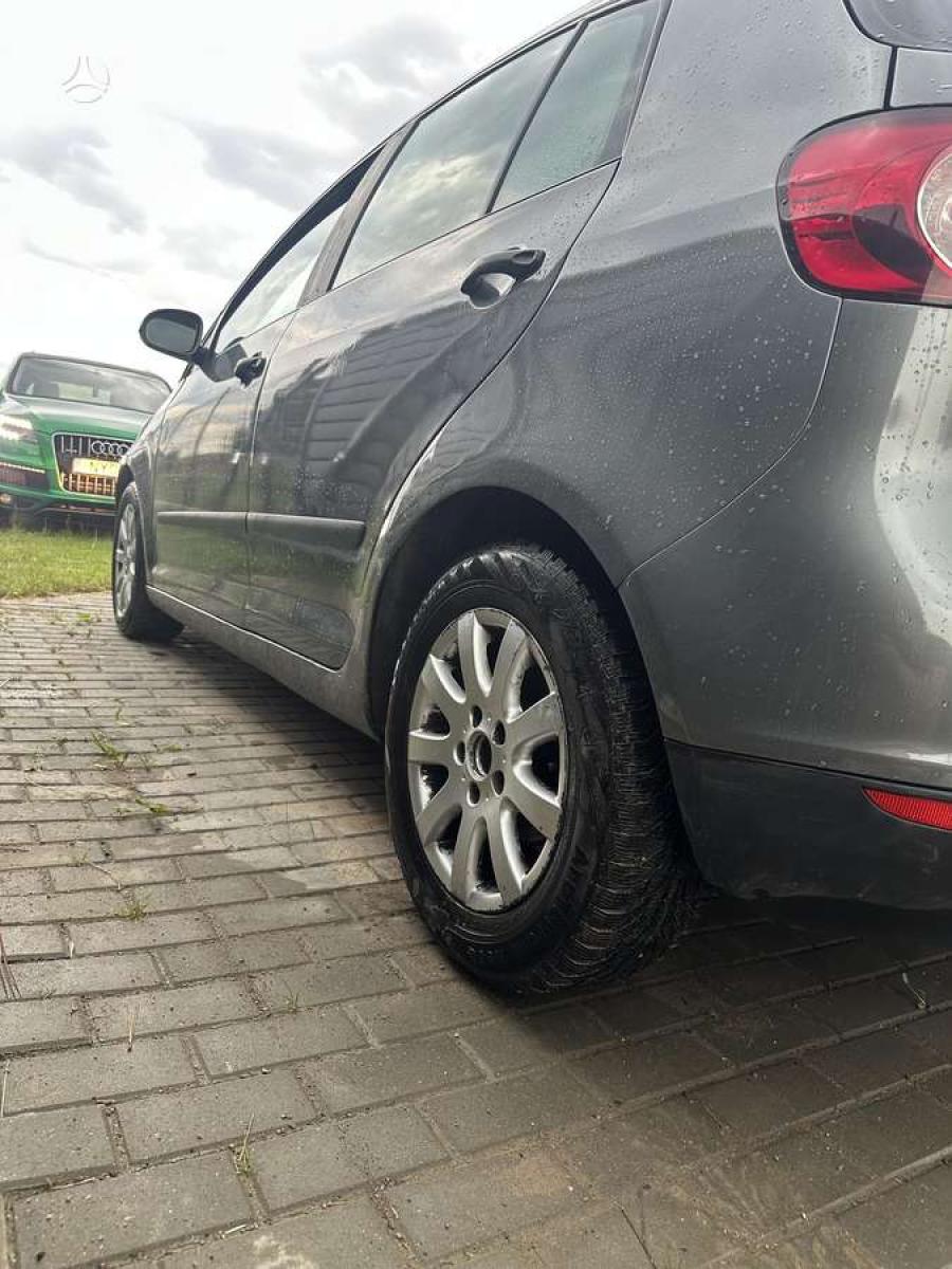 Grey Volkswagen Golf Plus 2005 in Kaunas, with an engine capacity of 1.90 L and mileage of 264 thousand km for 1800 €, photo 9 on AUTOMOTO.COM.LV