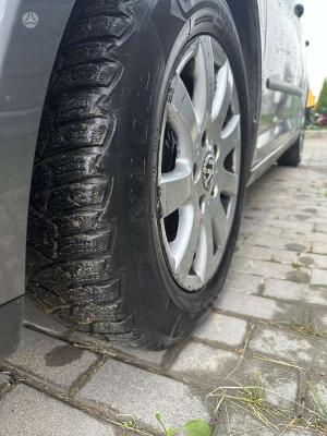 Grey Volkswagen Golf Plus 2005 in Kaunas, with an engine capacity of 1.90 L and mileage of 264 thousand km for 1800 €, photo 23 on AUTOMOTO.COM.LV
