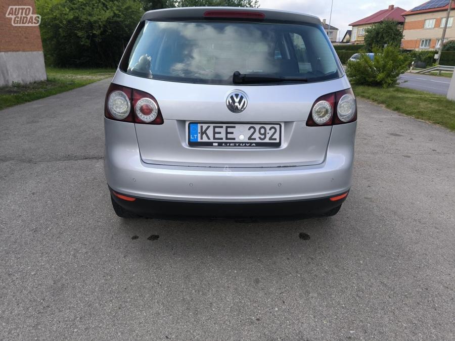 Pelēks Volkswagen Golf Plus 2005 Viļņa, ar dzinēja tilpumu 2.00 L un nobraukumu 313 tūkst. km par 1700 €, foto 6 vietnē AUTOMOTO.COM.LV