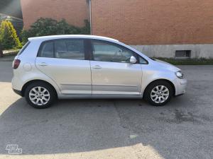 Pelēks Volkswagen Golf Plus 2005 Viļņa, ar dzinēja tilpumu 2.00 L un nobraukumu 313 tūkst. km par 1700 €, foto 9 vietnē AUTOMOTO.COM.LV