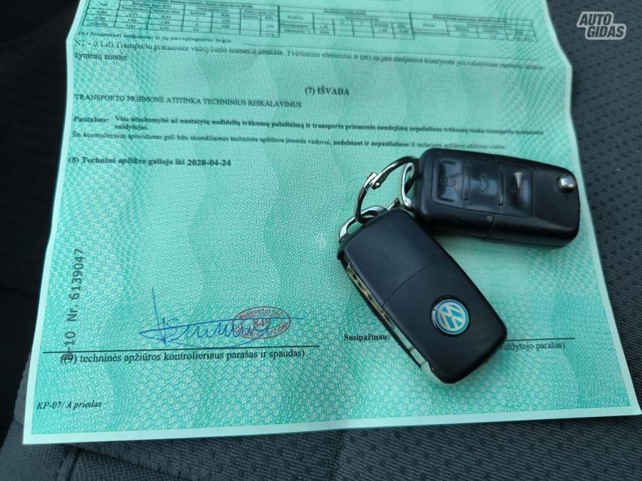 Pelēks Volkswagen Golf Plus 2005 Viļņa, ar dzinēja tilpumu 2.00 L un nobraukumu 313 tūkst. km par 1700 €, foto 16 vietnē AUTOMOTO.COM.LV