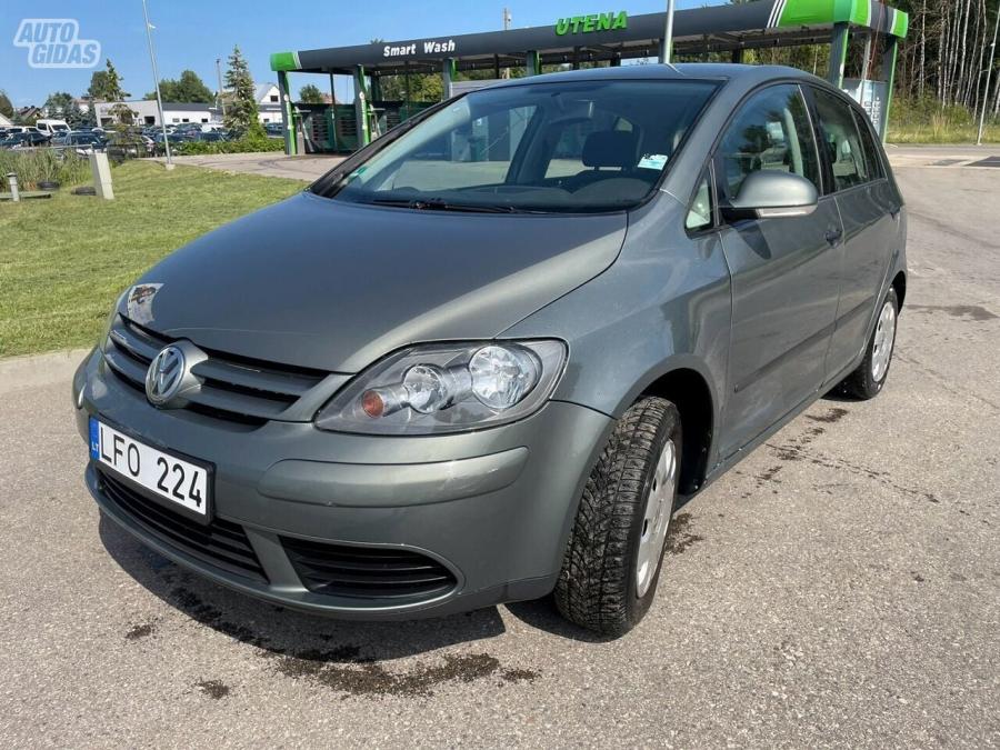 Grey Volkswagen Golf Plus 2005 in Utena, with an engine capacity of 1.90 L and mileage of 169 thousand km for 2500 €, photo 3 on AUTOMOTO.COM.LV
