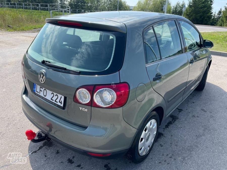 Grey Volkswagen Golf Plus 2005 in Utena, with an engine capacity of 1.90 L and mileage of 169 thousand km for 2500 €, photo 8 on AUTOMOTO.COM.LV