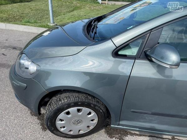 Grey Volkswagen Golf Plus 2005 in Utena, with an engine capacity of 1.90 L and mileage of 169 thousand km for 2500 €, photo 9 on AUTOMOTO.COM.LV