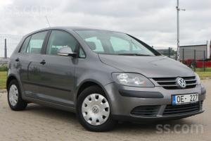 Grey Volkswagen Golf Plus 2006 in Riga, with an engine capacity of 1.90 L and mileage of 228 thousand km for 5700 €, photo 2 on AUTOMOTO.COM.LV