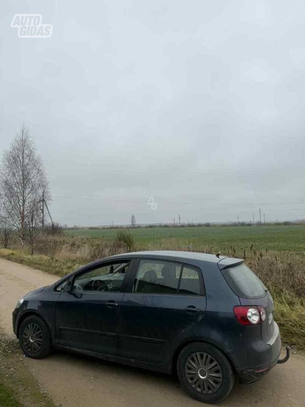 Grey Volkswagen Golf Plus 2006 in Siauliai, with an engine capacity of 1.90 L and mileage of 300 thousand km for 1650 €, photo 3 on AUTOMOTO.COM.LV
