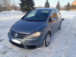 Pelēks Volkswagen Golf Plus 2006 Marijampole, ar dzinēja tilpumu 1.90 L un nobraukumu 294 tūkst. km par 1650 €, foto 3 vietnē AUTOMOTO.COM.LV