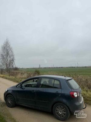Grey Volkswagen Golf Plus 2006 in Vilnius, with an engine capacity of 1.90 L and mileage of 350 thousand km for 1550 €, photo 3 on AUTOMOTO.COM.LV