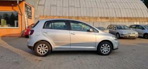 Pelēks Volkswagen Golf Plus 2006 Valmiera, ar dzinēja tilpumu 2.00 L un nobraukumu 264 tūkst. km par 1600 €, foto 3 vietnē AUTOMOTO.COM.LV