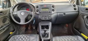 Pelēks Volkswagen Golf Plus 2006 Valmiera, ar dzinēja tilpumu 2.00 L un nobraukumu 264 tūkst. km par 1600 €, foto 8 vietnē AUTOMOTO.COM.LV