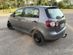 Grey Volkswagen Golf Plus 2006 in Preili, with an engine capacity of 1.90 L and mileage of 218 thousand km for 1950 €, photo 5 on AUTOMOTO.COM.LV