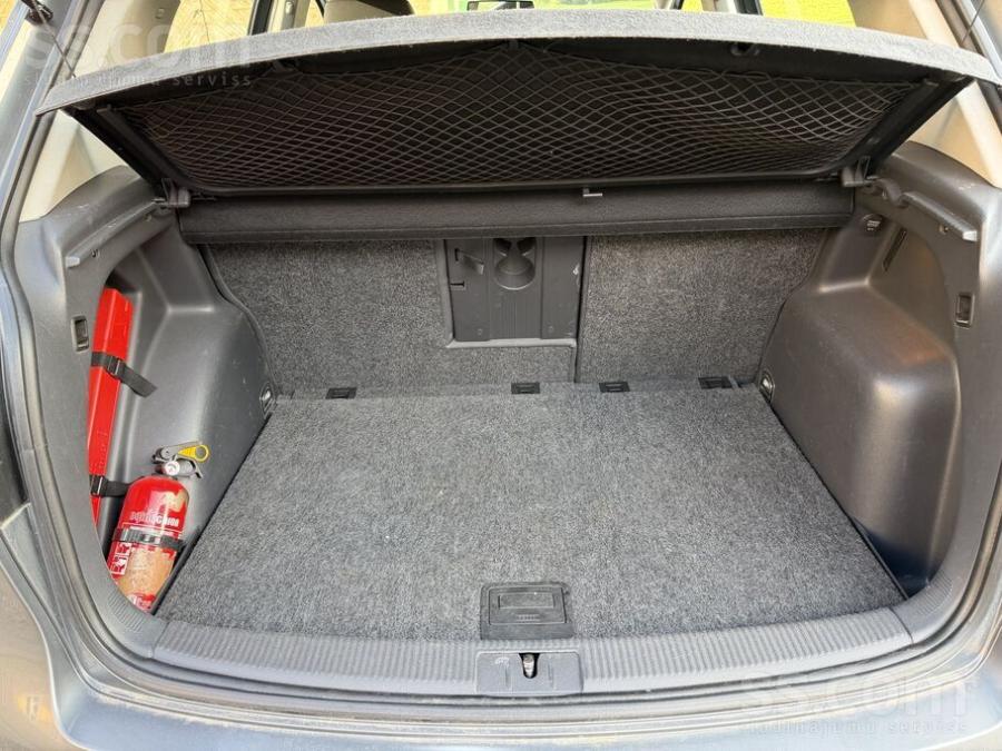 Grey Volkswagen Golf Plus 2006 in Preili, with an engine capacity of 1.90 L and mileage of 218 thousand km for 1950 €, photo 10 on AUTOMOTO.COM.LV
