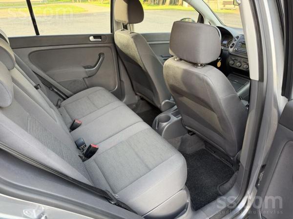 Pelēks Volkswagen Golf Plus 2006 Preiļi, ar dzinēja tilpumu 1.90 L un nobraukumu 218 tūkst. km par 1950 €, foto 10 vietnē AUTOMOTO.COM.LV