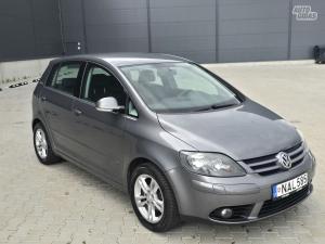 Pelēks Volkswagen Golf Plus 2006 Šauļi, ar dzinēja tilpumu 1.60 L un nobraukumu 134 tūkst. km par 1950 €, foto 4 vietnē AUTOMOTO.COM.LV