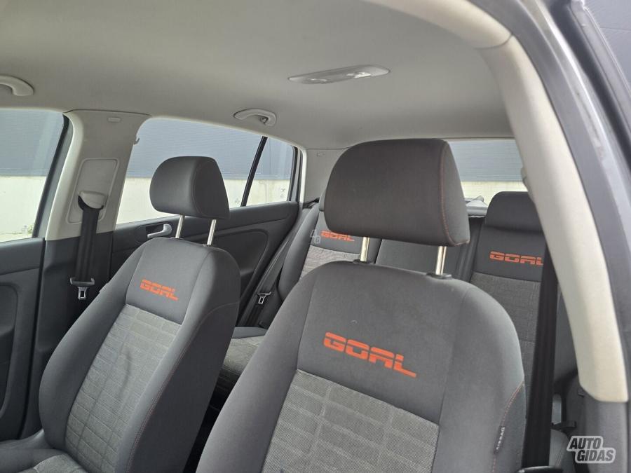 Pelēks Volkswagen Golf Plus 2006 Šauļi, ar dzinēja tilpumu 1.60 L un nobraukumu 134 tūkst. km par 1950 €, foto 11 vietnē AUTOMOTO.COM.LV
