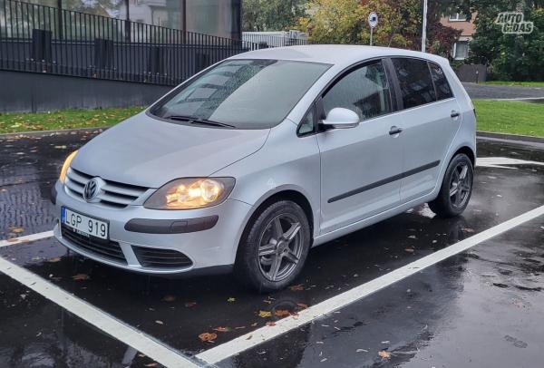 Grey Volkswagen Golf Plus 2006 in Kaunas, with an engine capacity of 1.60 L and mileage of 217 thousand km for 1700 €, photo 3 on AUTOMOTO.COM.LV