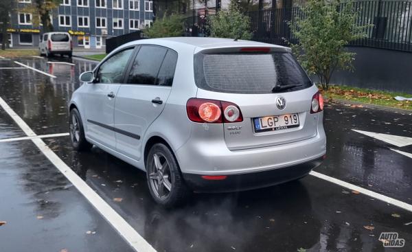 Grey Volkswagen Golf Plus 2006 in Kaunas, with an engine capacity of 1.60 L and mileage of 217 thousand km for 1700 €, photo 4 on AUTOMOTO.COM.LV