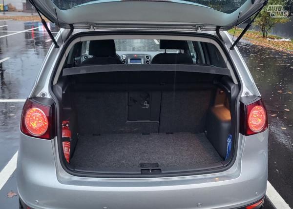 Grey Volkswagen Golf Plus 2006 in Kaunas, with an engine capacity of 1.60 L and mileage of 217 thousand km for 1700 €, photo 7 on AUTOMOTO.COM.LV