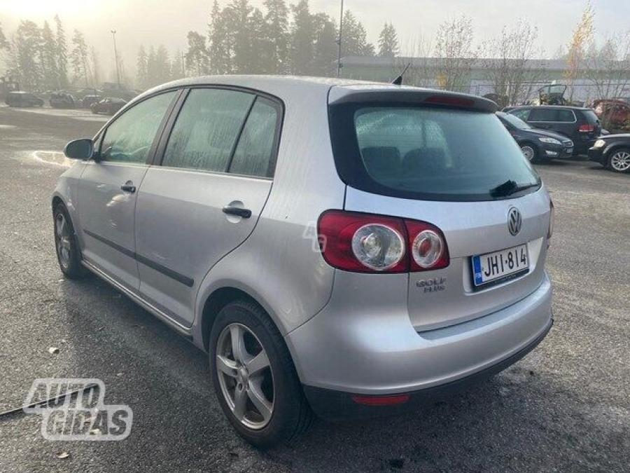 Pelēks Volkswagen Golf Plus 2007 Raseiniai, ar dzinēja tilpumu 1.40 L un nobraukumu 170 tūkst. km par 1600 €, foto 3 vietnē AUTOMOTO.COM.LV