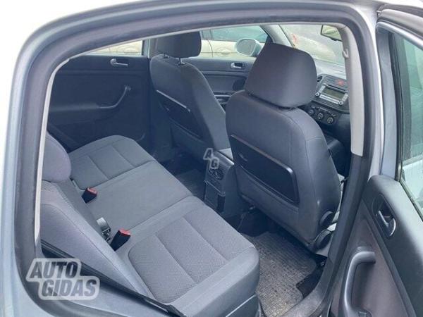 Pelēks Volkswagen Golf Plus 2007 Raseiniai, ar dzinēja tilpumu 1.40 L un nobraukumu 170 tūkst. km par 1600 €, foto 10 vietnē AUTOMOTO.COM.LV