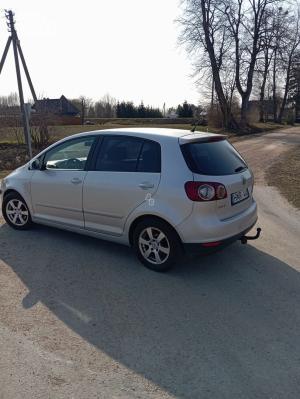 Pelēks Volkswagen Golf Plus 2007 Kazlų Rūda, ar dzinēja tilpumu 2.00 L un nobraukumu 225 tūkst. km par 2250 €, foto 4 vietnē AUTOMOTO.COM.LV