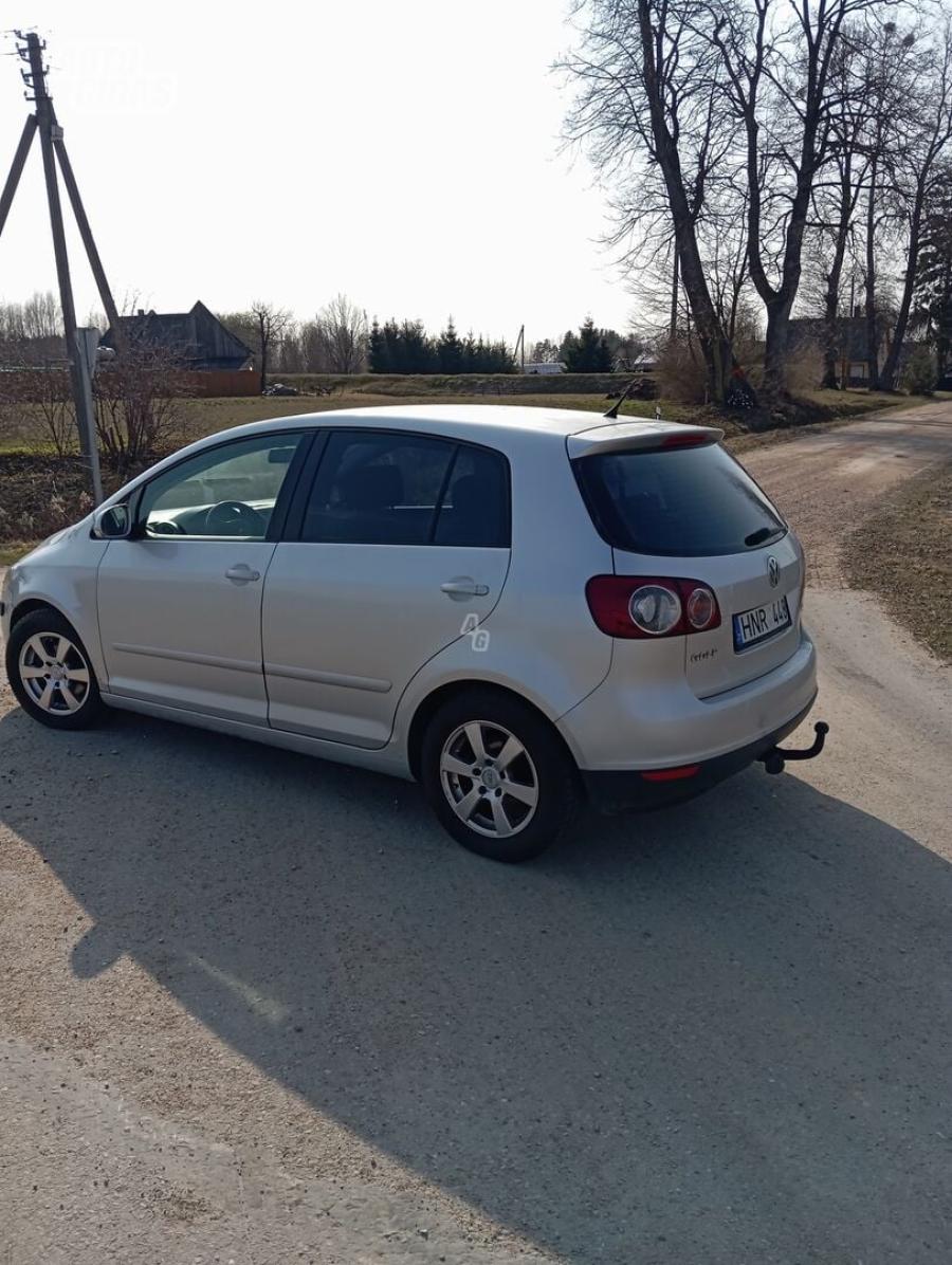 Pelēks Volkswagen Golf Plus 2007 Kazlų Rūda, ar dzinēja tilpumu 2.00 L un nobraukumu 225 tūkst. km par 2250 €, foto 4 vietnē AUTOMOTO.COM.LV