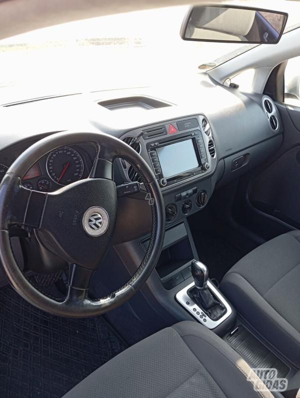 Grey Volkswagen Golf Plus 2007 in Kazlu Ruda, with an engine capacity of 2.00 L and mileage of 225 thousand km for 2250 €, photo 9 on AUTOMOTO.COM.LV