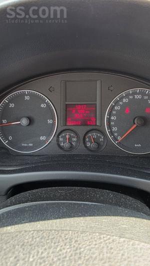 Grey Volkswagen Golf Plus 2007 in Riga, with an engine capacity of 2.00 L and mileage of 266 thousand km for 2890 €, photo 3 on AUTOMOTO.COM.LV