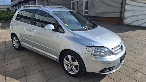 Grey Volkswagen Golf Plus 2008 in Vilnius, with an engine capacity of 1.39 L and mileage of 132 thousand km for 3650 €, photo 5 on AUTOMOTO.COM.LV