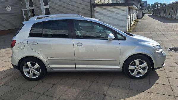 Grey Volkswagen Golf Plus 2008 in Vilnius, with an engine capacity of 1.39 L and mileage of 132 thousand km for 3650 €, photo 6 on AUTOMOTO.COM.LV