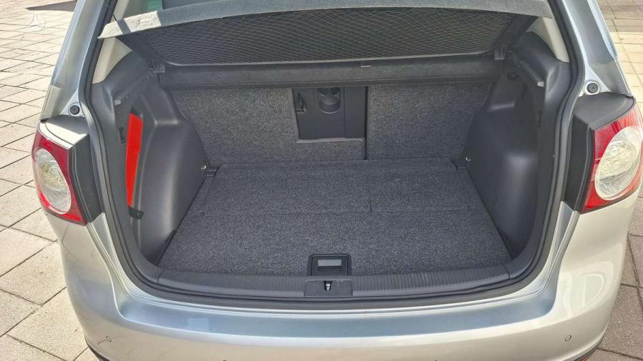 Grey Volkswagen Golf Plus 2008 in Vilnius, with an engine capacity of 1.39 L and mileage of 132 thousand km for 3650 €, photo 29 on AUTOMOTO.COM.LV