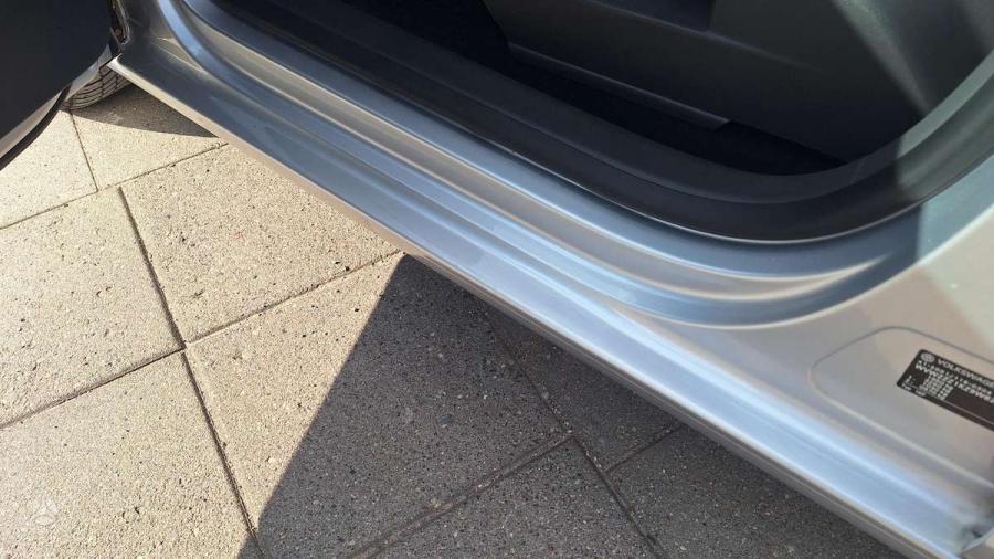 Grey Volkswagen Golf Plus 2008 in Vilnius, with an engine capacity of 1.39 L and mileage of 132 thousand km for 3650 €, photo 39 on AUTOMOTO.COM.LV
