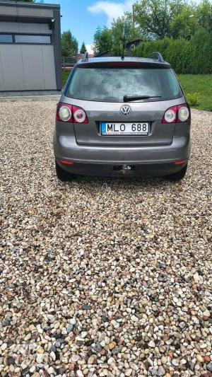 Grey Volkswagen Golf Plus 2008 in Vilnius, with an engine capacity of 1.40 L and mileage of 188 thousand km for 3850 €, photo 3 on AUTOMOTO.COM.LV