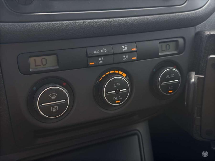 Pelēks Volkswagen Golf Plus 2008 Kauņa, ar dzinēja tilpumu 1.40 L un nobraukumu 313 tūkst. km par 3299 €, foto 17 vietnē AUTOMOTO.COM.LV