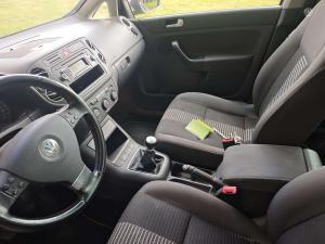 Pelēks Volkswagen Golf Plus 2008 Panevēža, ar dzinēja tilpumu 1.90 L un nobraukumu 248 tūkst. km par 2099 €, foto 11 vietnē AUTOMOTO.COM.LV