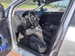 Grey Volkswagen Golf Plus 2008 in Kaunas, with an engine capacity of 1.90 L and mileage of 417 thousand km for 1800 €, photo 9 on AUTOMOTO.COM.LV