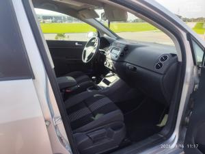 Grey Volkswagen Golf Plus 2008 in Kaunas, with an engine capacity of 1.90 L and mileage of 417 thousand km for 1800 €, photo 10 on AUTOMOTO.COM.LV