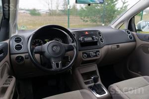 Grey Volkswagen Golf Plus 2009 in Riga, with an engine capacity of 1.40 L and mileage of 267 thousand km for 4490 €, photo 7 on AUTOMOTO.COM.LV