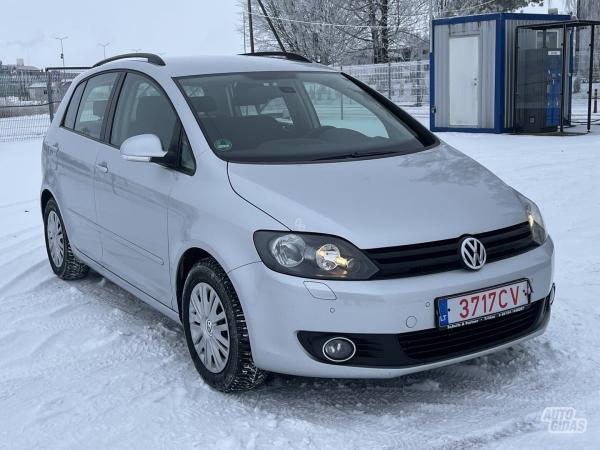 Pelēks Volkswagen Golf Plus 2009 Marijampole, ar dzinēja tilpumu 1.40 L un nobraukumu 1500 tūkst. km par 3650 €, foto 2 vietnē AUTOMOTO.COM.LV