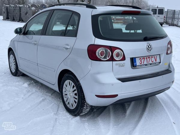 Pelēks Volkswagen Golf Plus 2009 Marijampole, ar dzinēja tilpumu 1.40 L un nobraukumu 1500 tūkst. km par 3650 €, foto 4 vietnē AUTOMOTO.COM.LV