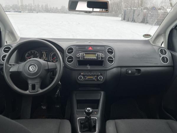 Pelēks Volkswagen Golf Plus 2009 Marijampole, ar dzinēja tilpumu 1.40 L un nobraukumu 1500 tūkst. km par 3650 €, foto 8 vietnē AUTOMOTO.COM.LV
